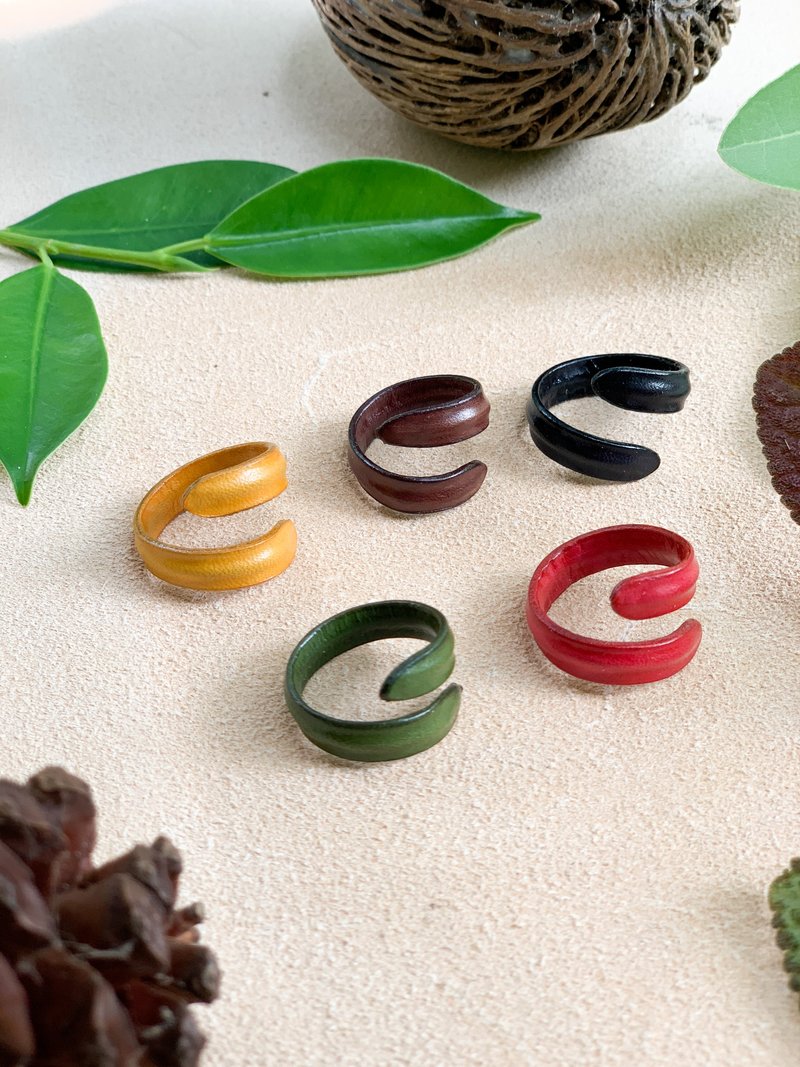 Simply Ring (unique, handmade , women, braided, leather, ring, 2024) - Shop papacraft General ...