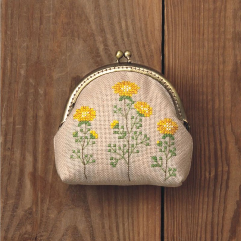【Daisy】Clasp Purse - Cross Stitch Kit | Xiu Crafts - สตูดิโอ XiuCrafts เย็บปัก/ถักทอ/ใยขนแกะ ...