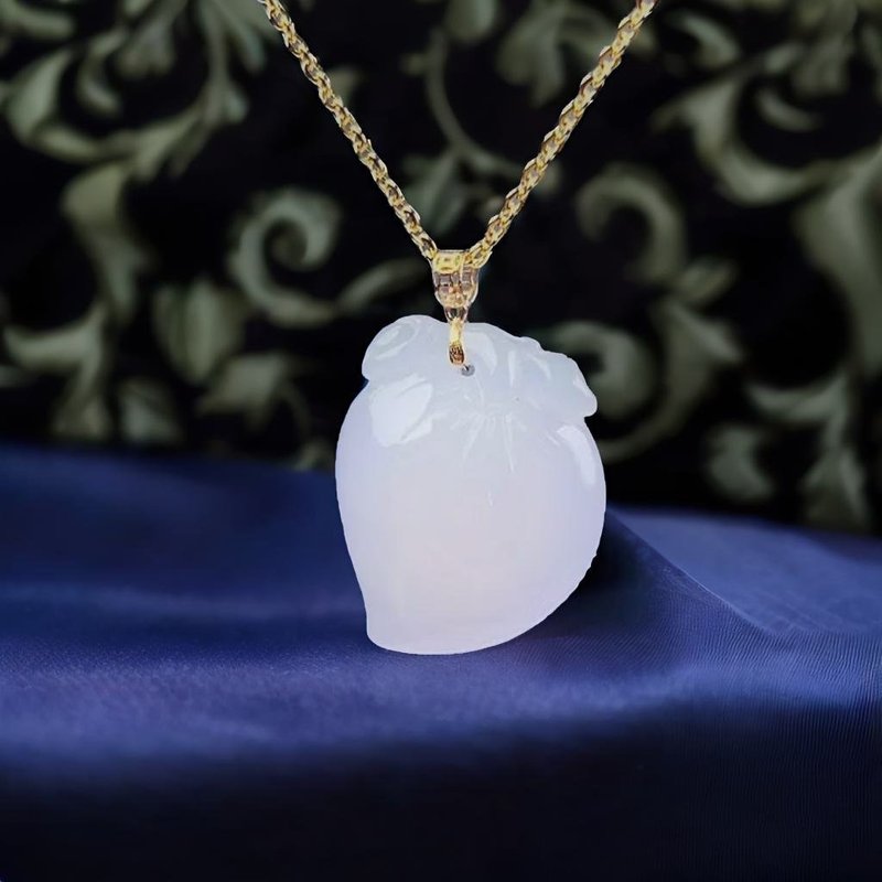 冰種翡翠桃子吊飾 18K金墜頭 | 天然緬甸玉翡翠 | 送禮 - 設計館 瓔珞翡翠 吊飾 - Pinkoi