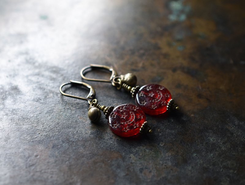 Saint Beads and Folk Bell Earrings Moon and Stars - 設計館 ais0208 耳環/耳夾 - Pinkoi