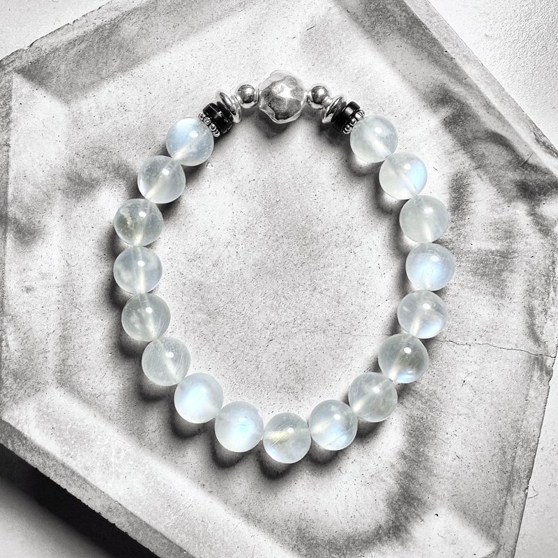 8mm+月光石 椰殼 銀製手串 - 設計館 Attract studio 手鍊/手環 - Pinkoi