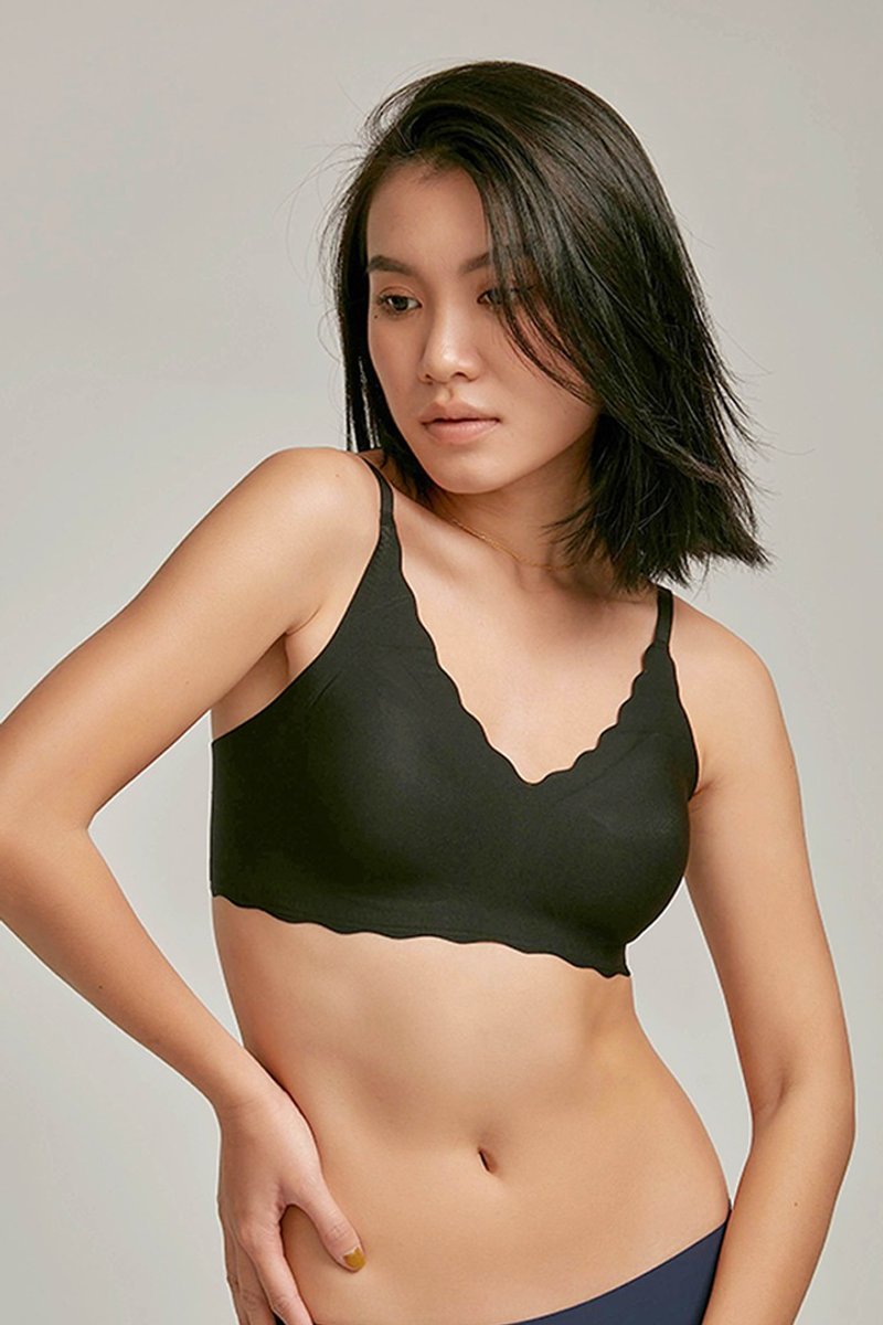 柔亮・自由尺碼波浪3/4杯 背扣款 - 熔岩黑 - 設計館 韌 REN｜無鋼圈內衣，韌性穿・任性活 女內衣褲 - Pinkoi