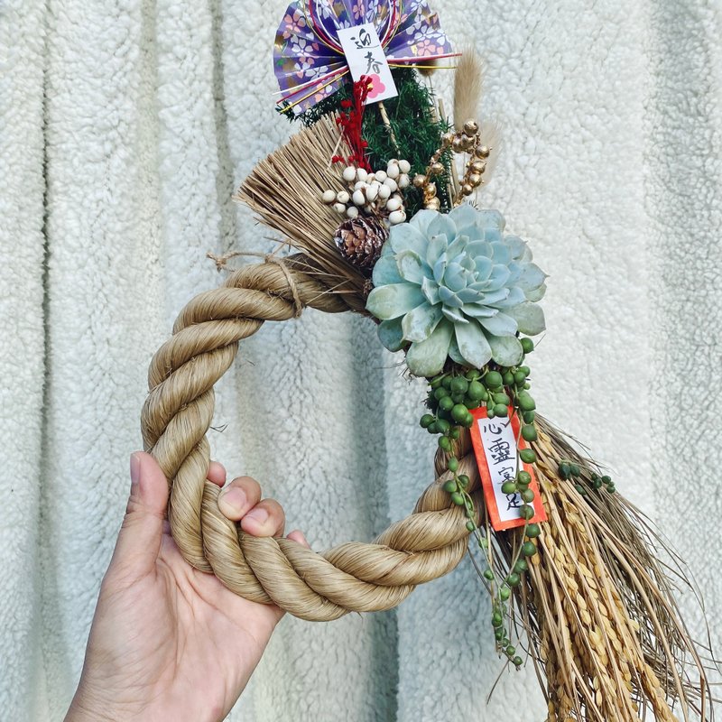 【多肉注連繩】新年祈福/ 新年佈置/ 過年花禮 - 設計館 藍綠社 乾燥花/永生花 - Pinkoi