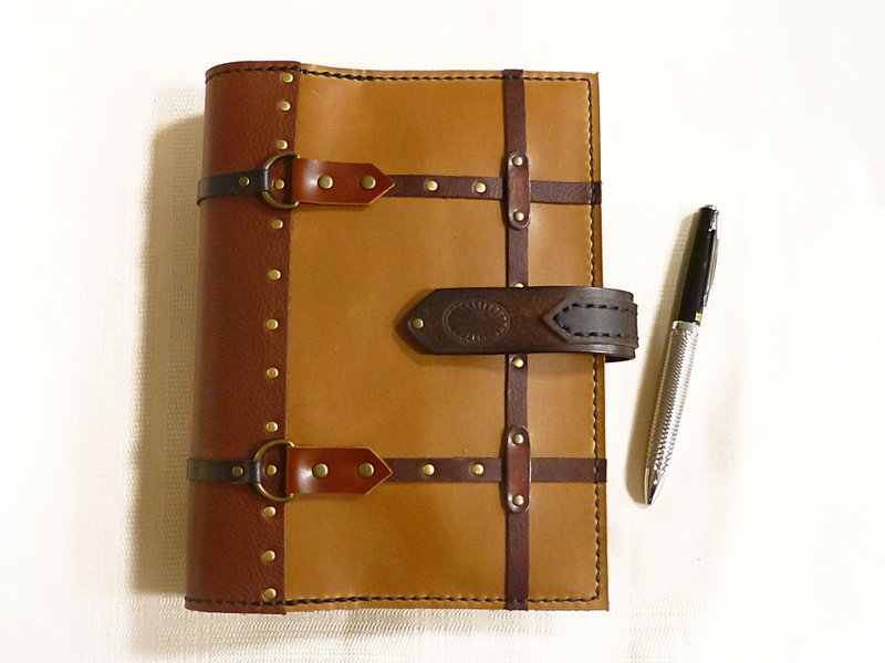 POPO│ European medieval │A5 slipcase. Notes. Notepad Italian leather ...