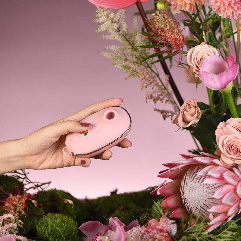 輕喃 qingnan #0壓感脈衝吸吮按摩器(魅惑粉) SISTALK 小怪獸 & sis select｜情趣用品人氣榜 - Pinkoi