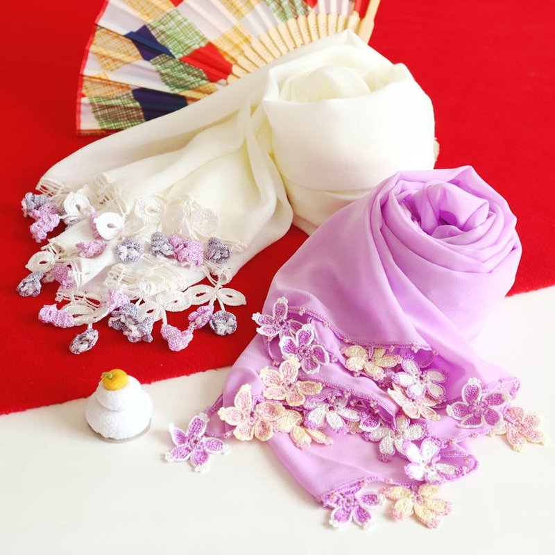 【受注製作/新春福袋2025】華やかストール2点セット23000円 FedEx送料込み ホワイト and ラベンダー AYTURK｜絲巾人氣榜 - Pinkoi