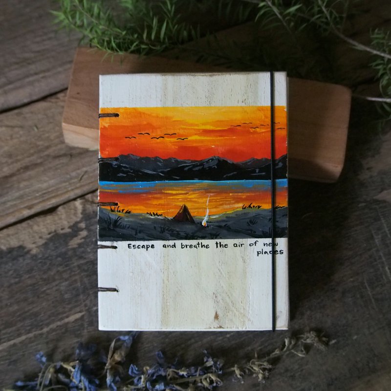 Wooden vintage notebook Acrylic paint . Notebook Handmade Diary 筆記本 ...