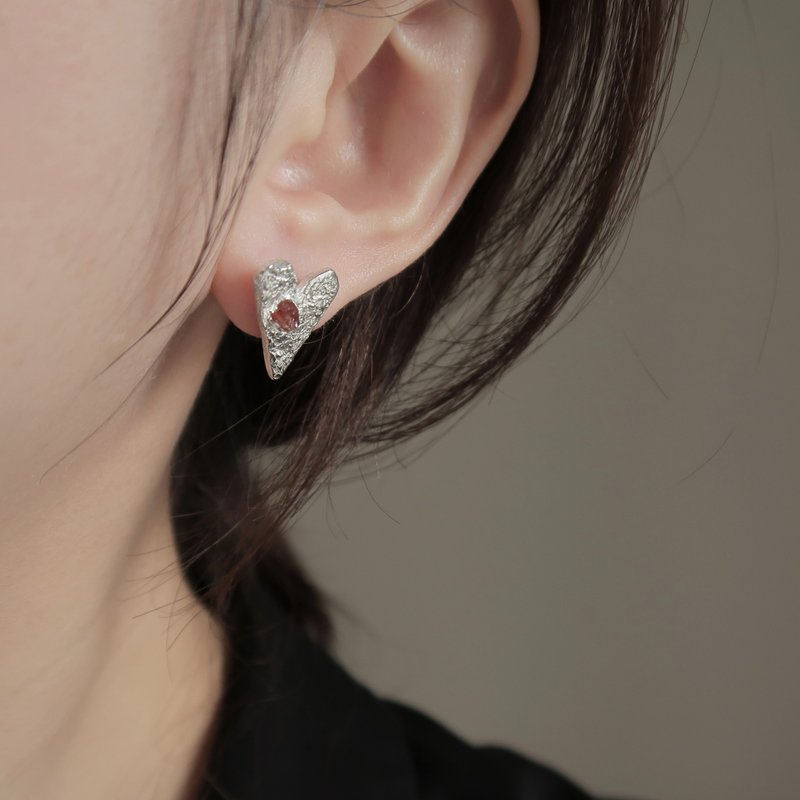 999純銀 銀河 愛心 藍寶石 尖晶石 客製化 鎖珠 轉珠 耳環 耳夾 800 do c - Pinkoi 限時優惠活動