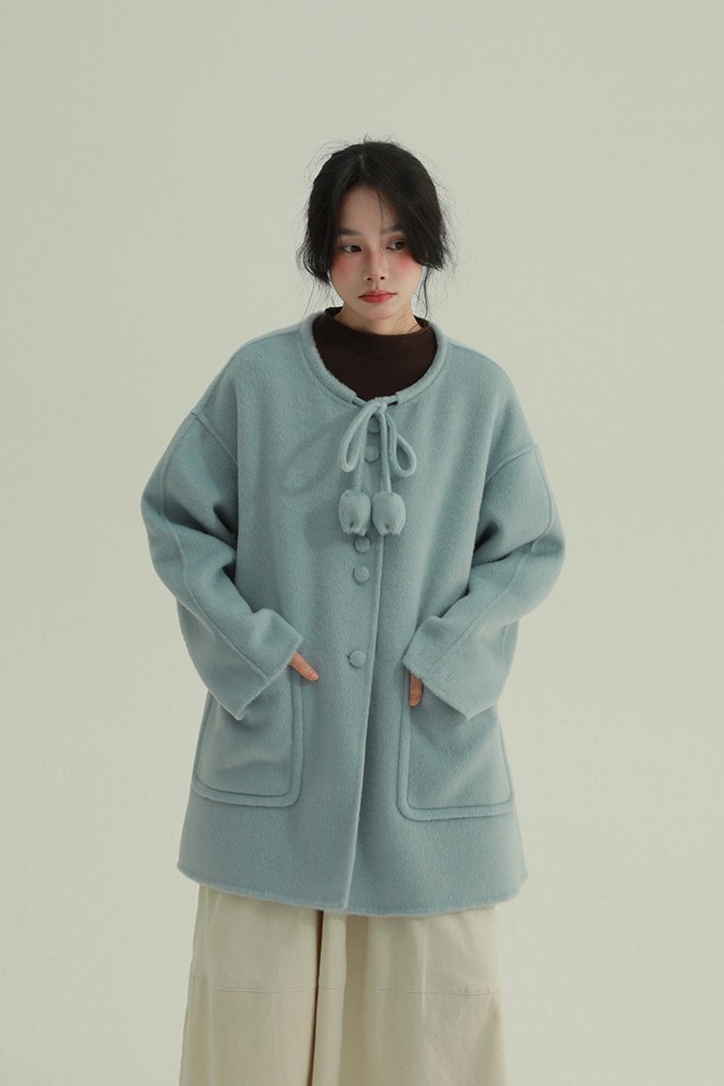 藍色/灰色 雲朵 圓領花朵抽繩毛外套 90%羊毛韓風休閒大衣 EPICRARE｜女大衣/外套人氣榜 - Pinkoi