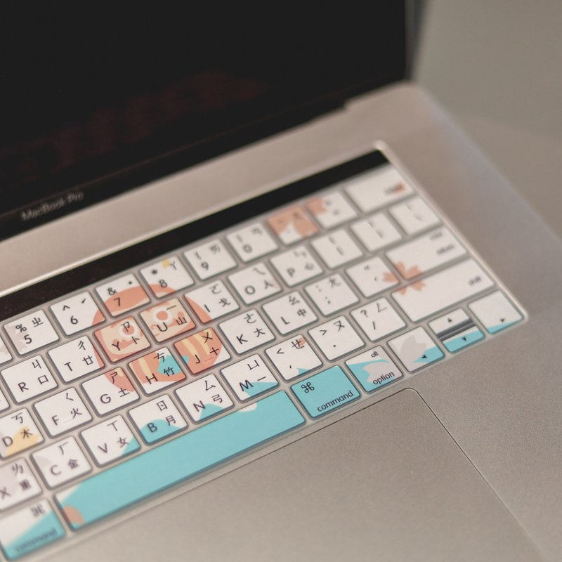 Dharma Mount Fuji under the cherry tree / keyboard film - Shop ...