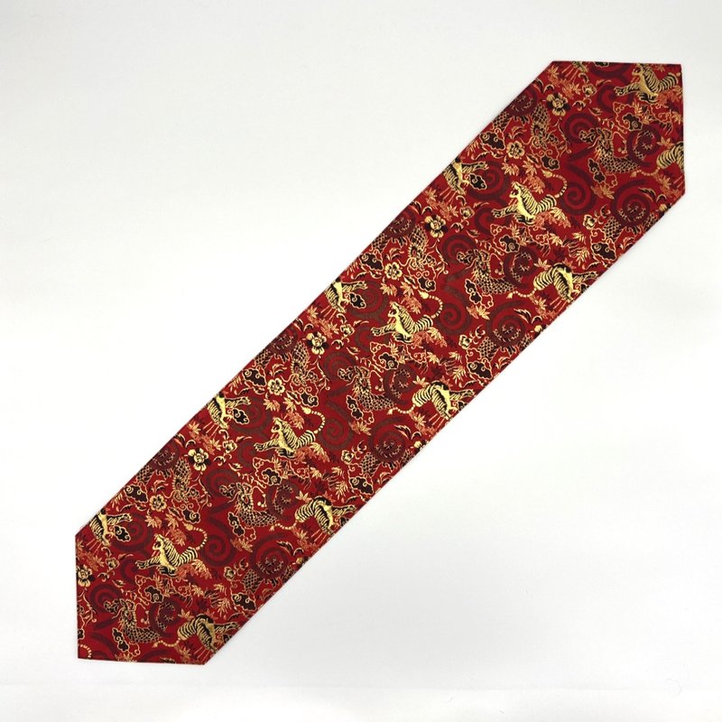 A stylish table runner rug with a Japanese pattern made from Kyoto ...