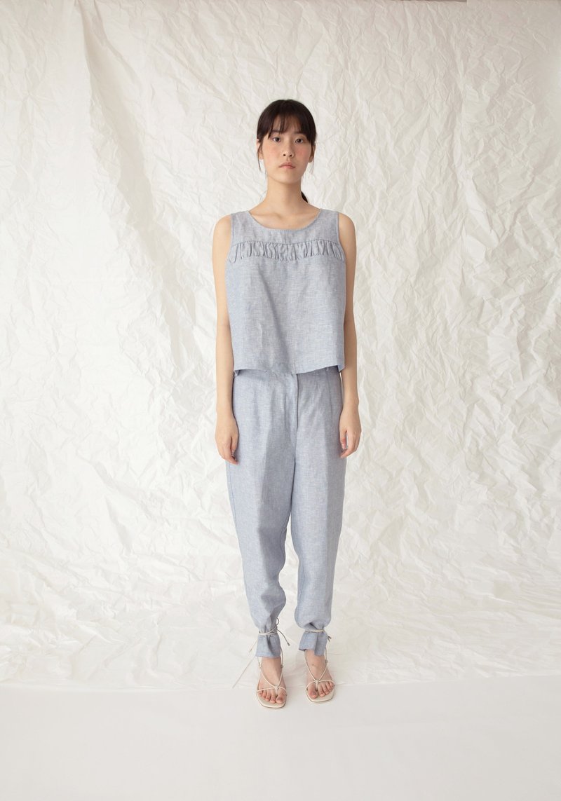 胸抽皺圓弧背心 YUER 雨兒｜背心/無袖上衣人氣榜 - Pinkoi