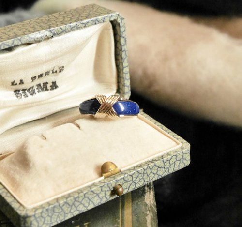 Antique blue and gold two color cross X metal ring AVON original box RIN185 Shop Damn Good Vintage General Rings Pinkoi