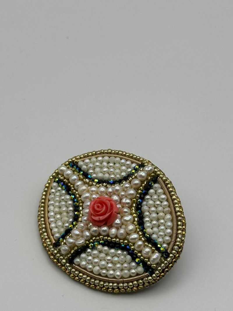 traditional five-eye pattern hair clip, freshwater pearls, swarovski ...