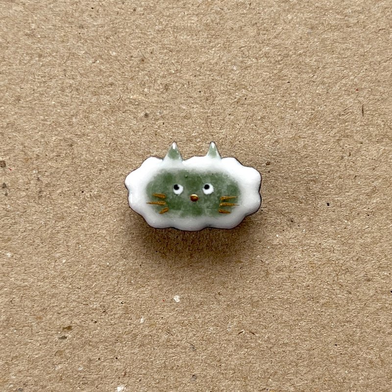 Cat face 3 medo｜胸針人氣榜 - Pinkoi