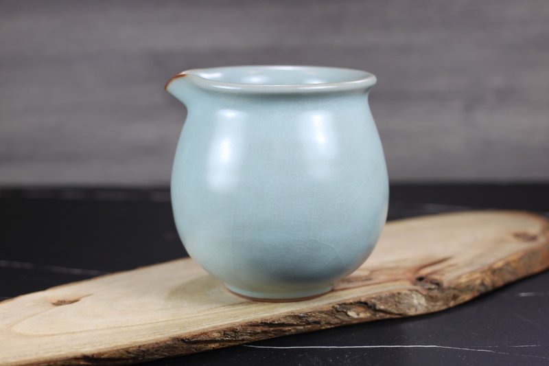 【聖誕禮盒】360~400ml 汝窯無把 手拉坯 咖啡下壺 茶海 公道杯 自然釉文創工作室｜咖啡壺/咖啡器具人氣榜 - Pinkoi