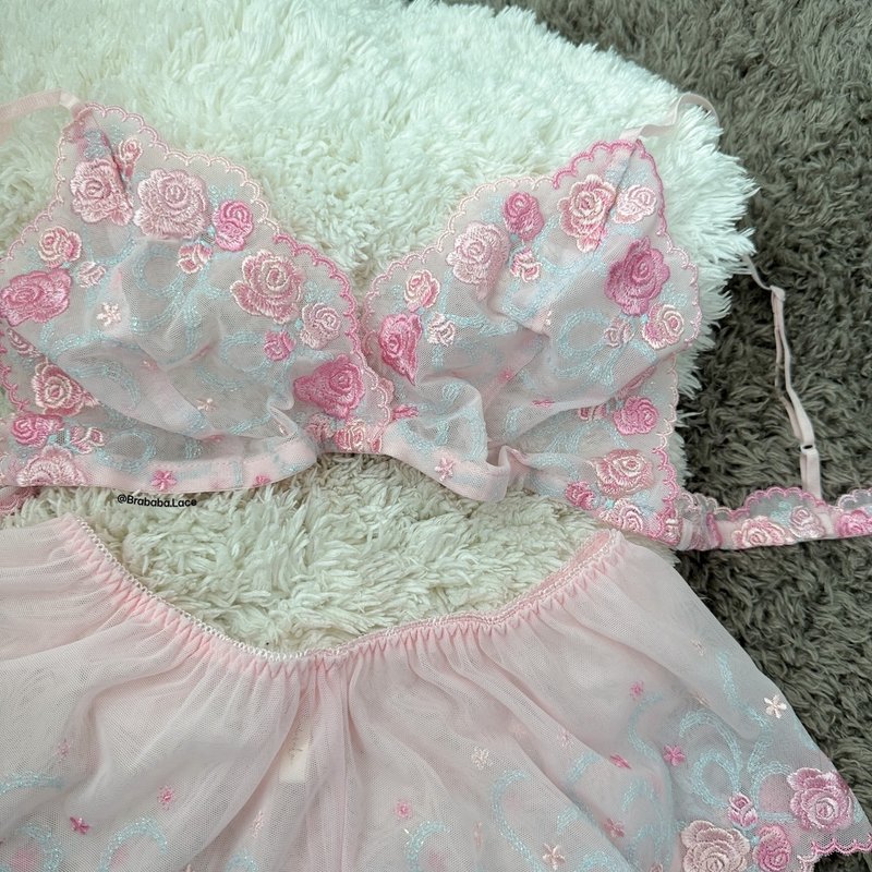 Set of lace , Embroidery thread, milk pink (bra + pants) brababa-lace｜女內衣褲人氣榜 - Pinkoi