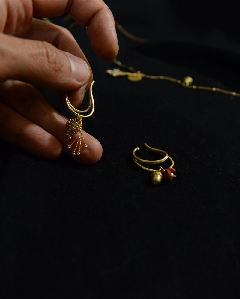 愛の菓 耳骨夾 嬤嬤murmur｜耳環/耳夾/耳骨夾人氣榜 - Pinkoi