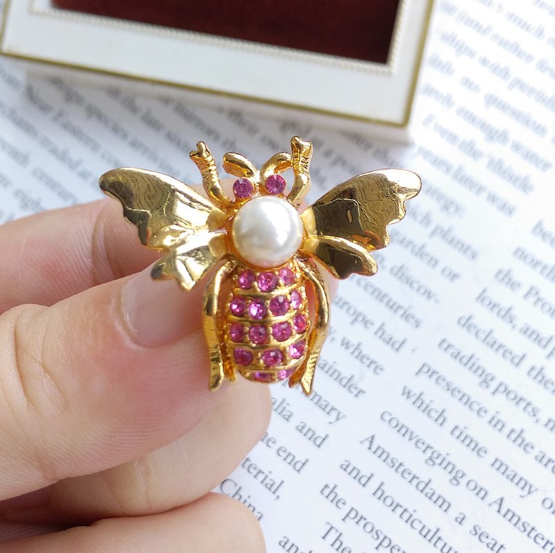 蟲蟲飛 - 2024 人氣榜/限時優惠 - Pinkoi