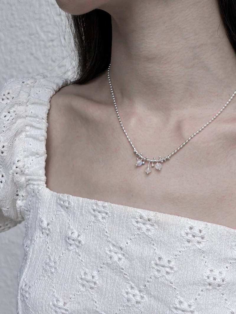 夜幕 night moon # 7 // 月光石 - 設計館 幸事 Shingshr 項鍊 - Pinkoi