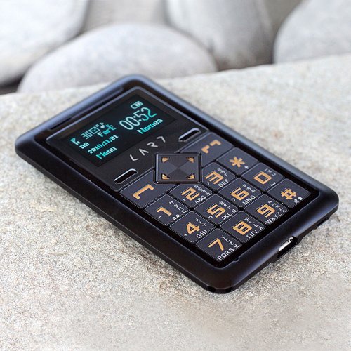 【CARD】新加坡 CARD Phone CM1-Globe 3G 名片型手機 (尊爵黑) ★CARD Phone CM1-Globe 通話型 ...