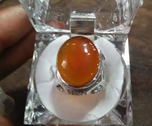 Natural Brown Yemeni Aqeeq Haqeeq Akik Agate Surkh Aqeeq Lal Aqeeq Yamani Aqeeq Shop gemsjewelrings General Rings Pinkoi