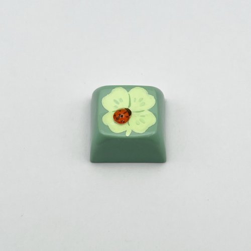 XDA keycap Clover and ladybug fayfena｜電腦配件人氣榜 - Pinkoi