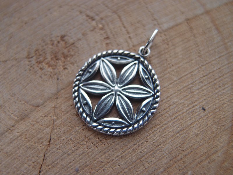 Wheel of Peru Sterling silver necklace, Slavic pendant necklace, Perun ...