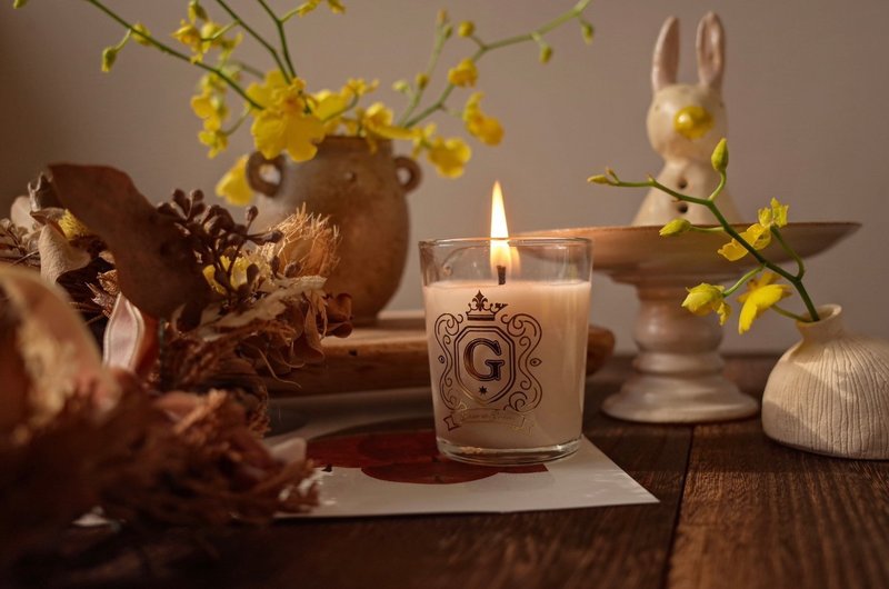 Grace et Grasse 精油蠟燭170g(附禮盒) AT&T 法國經典風土｜香氛/精油/擴香人氣榜 - Pinkoi