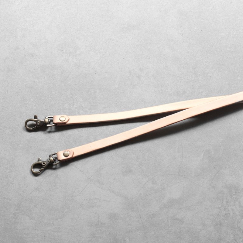 Minimal DL 手機掛繩∣原色植鞣牛皮革 Bluecat Leatherware｜手工皮革製品｜手機掛繩/背帶人氣榜 - Pinkoi