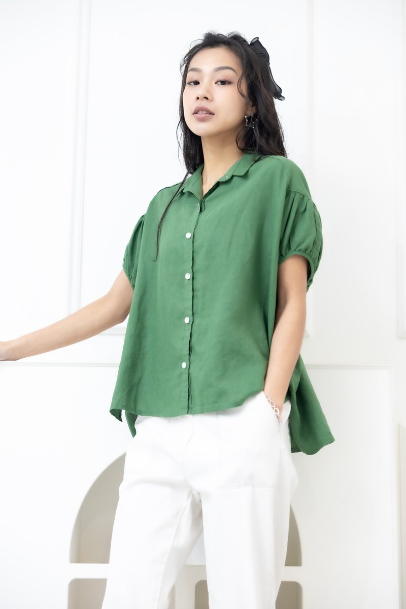 襯衫領袖口皺褶前短後長上衣 綠色 Meya 編縫編織｜女 T 恤人氣榜 - Pinkoi