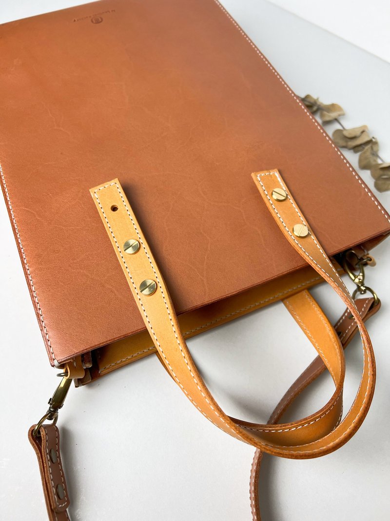 A4側揹手提袋-深棕色A4商務包-可特殊配色客製 U皮革工場｜公事包人氣榜 - Pinkoi