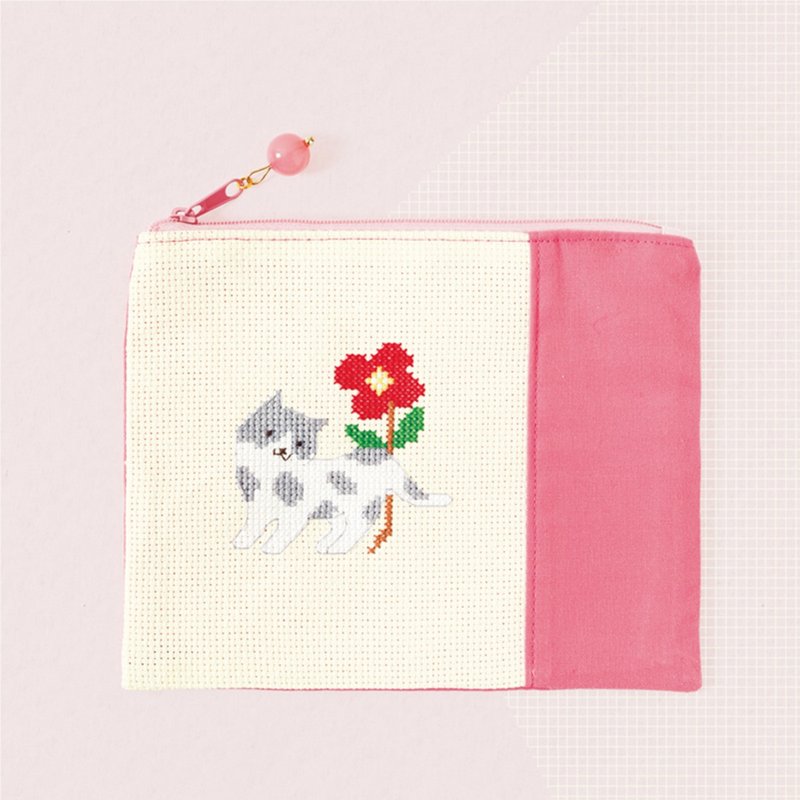 【Cat】Zipper Pouch - Cross Stitch Kit | Xiu Crafts - Shop XiuCrafts Knitting, Embroidery, Felted ...