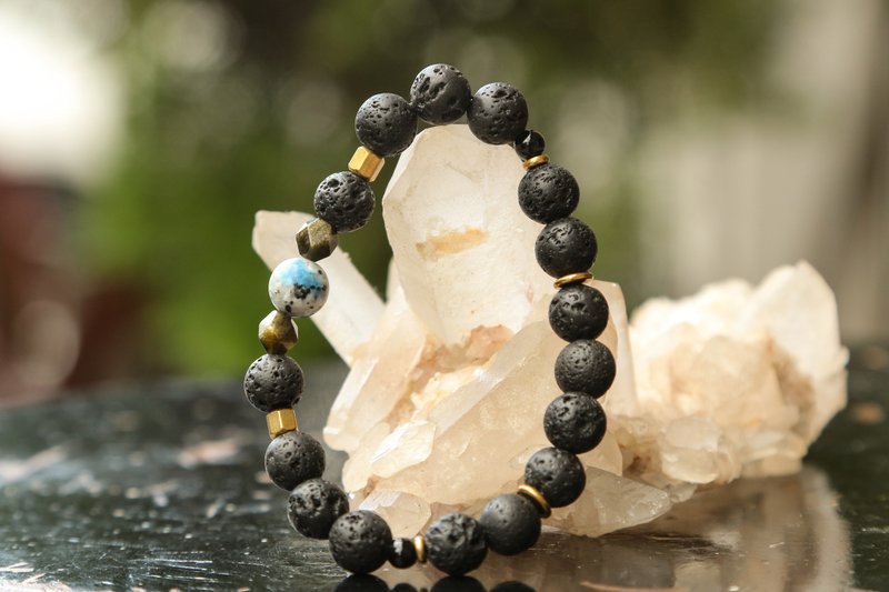 【手環系列】8.6mm火山岩+K2石手環 綴黃銅珠 (歡迎客製) 鉍元素 SBI｜手鍊/手環人氣榜 - Pinkoi