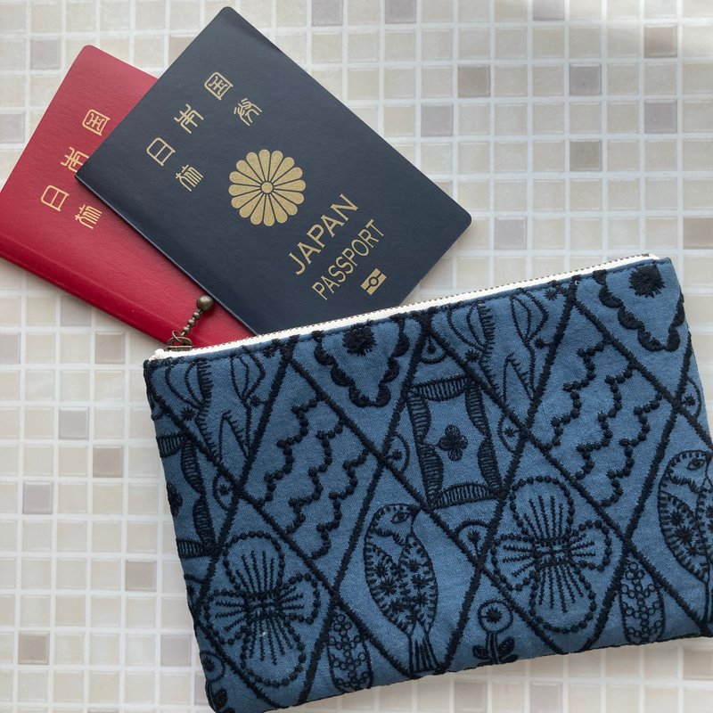 ハンドメイド ポーチ フラット型 ポケットつき パスポート入れ ミナペルホネン mukava handmade｜化妝包/收納袋人氣榜 - Pinkoi