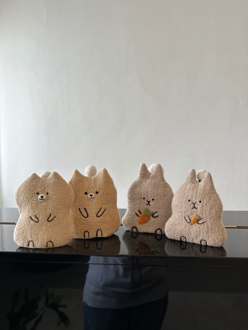 【體驗】林檎的寵物鑰匙包 貓咪 狗狗 兔子 林檎 羊毛フェルト｜編織/羊毛氈/縫紉人氣榜 - Pinkoi