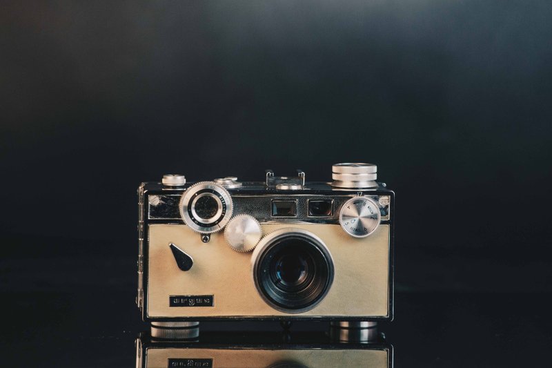 Argus C3 Matchmatic #135 Film Camera - Shop rickphoto Cameras - Pinkoi