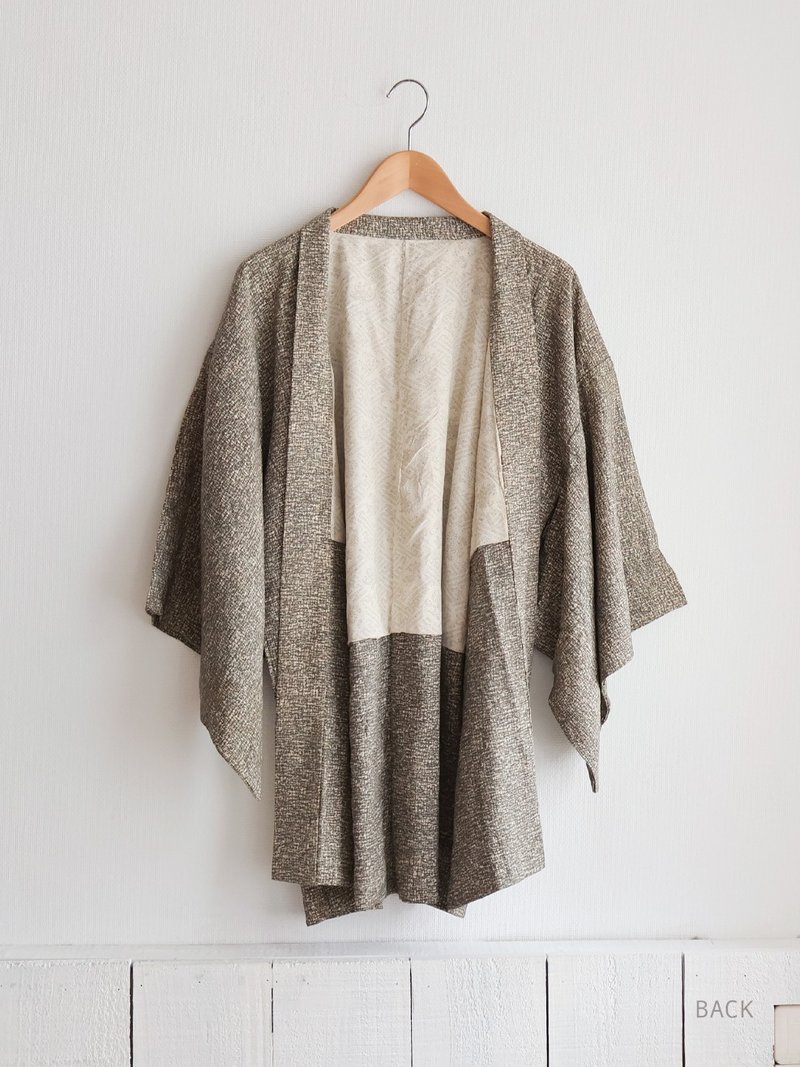 早秋日本製和風印花綠色薄款古著羽織和服外套-瑕疵特 REreburn｜女大衣/外套人氣榜 - Pinkoi