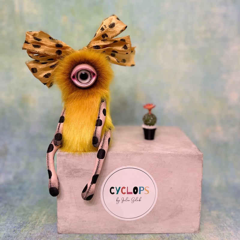 Yellow mini cyclops - girl _ MADE-TO-ORDER! Cyclops by Julia Golub｜公仔 ...