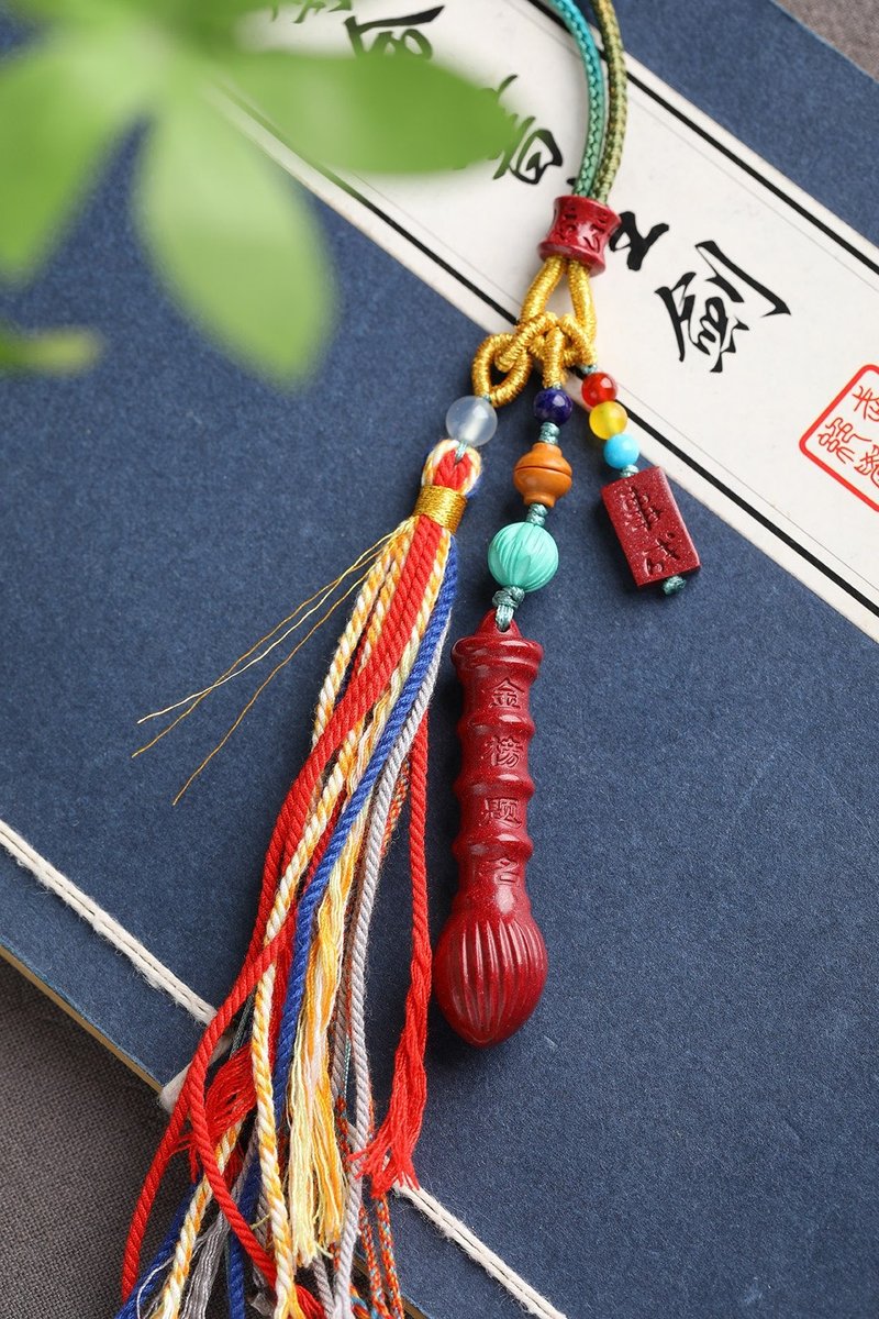 天然原礦硃砂手機掛 包掛 鑰匙掛 硃砂含量95%以上 關注領優惠卷 朵蘭＆Dolan｜鑰匙圈/鑰匙包人氣榜 - Pinkoi