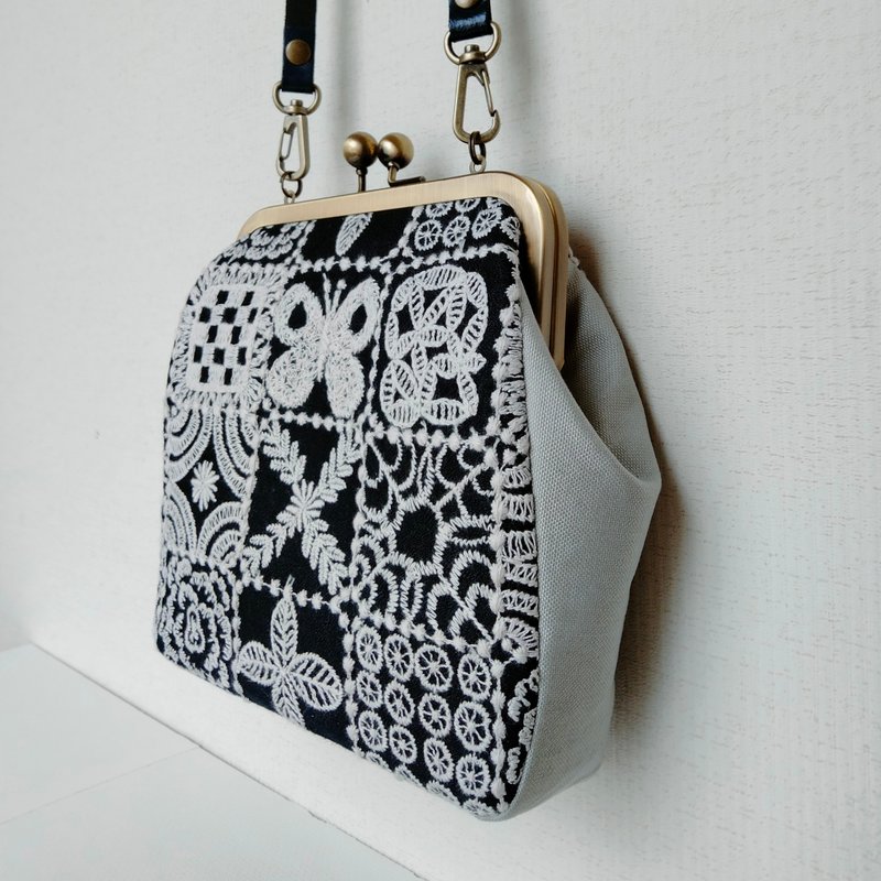 ミナペルホネン forest tile がま口ポシェット gamaguchi-maako｜側背包/斜背包人氣榜 - Pinkoi