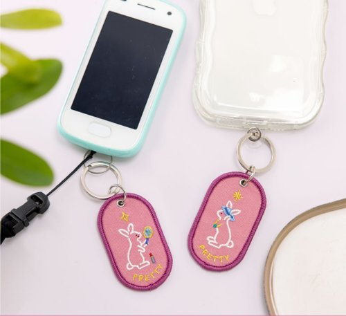 IROHA PUBLISHING 2/8b 鑰匙圈組情感系列 六款可選 IROHA PUBLISHING｜鑰匙圈/鑰匙包人氣榜 - Pinkoi