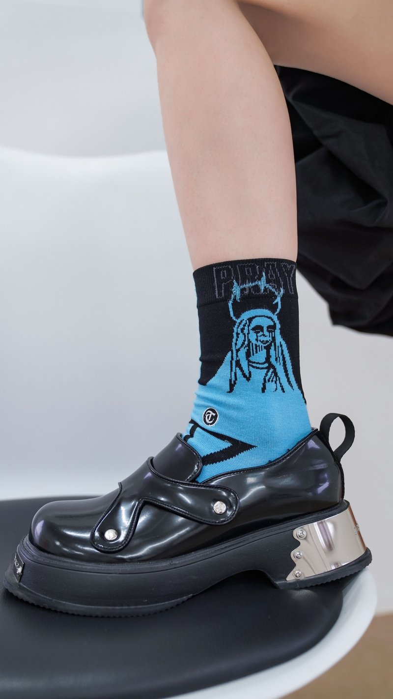 聖母受難 中筒襪 TOOCI｜襪子人氣榜 - Pinkoi