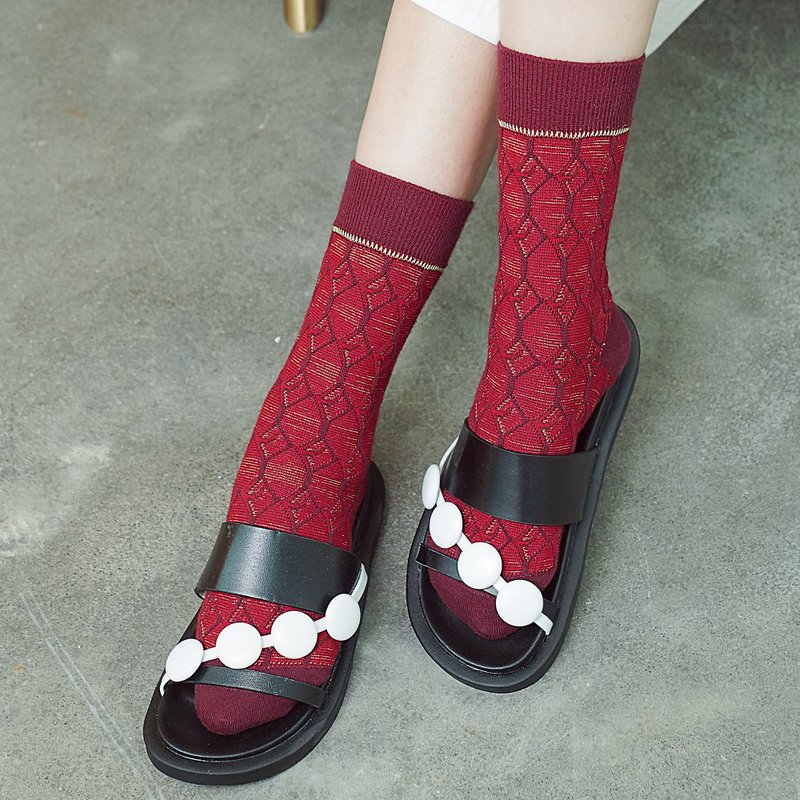 催眠水晶 肌理紋中筒襪 TOOCI｜襪子人氣榜 - Pinkoi