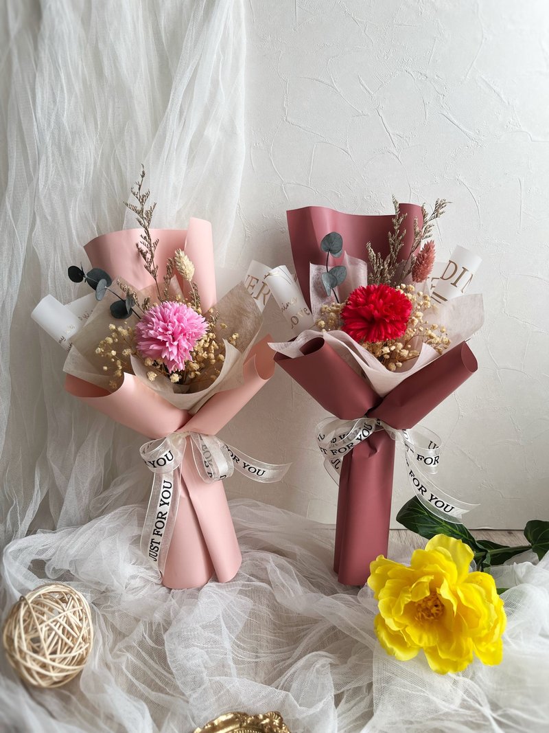 康乃馨香皂花束/母親節花束/母親節感恩花束 Le Petit Florist。小花室｜乾燥花/永生花人氣榜 - Pinkoi