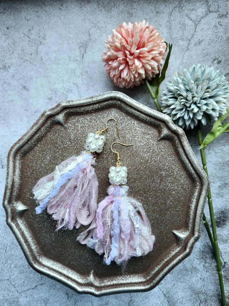 日本紗線 流蘇耳環 mo-flos｜耳環/耳夾/耳骨夾人氣榜 - Pinkoi