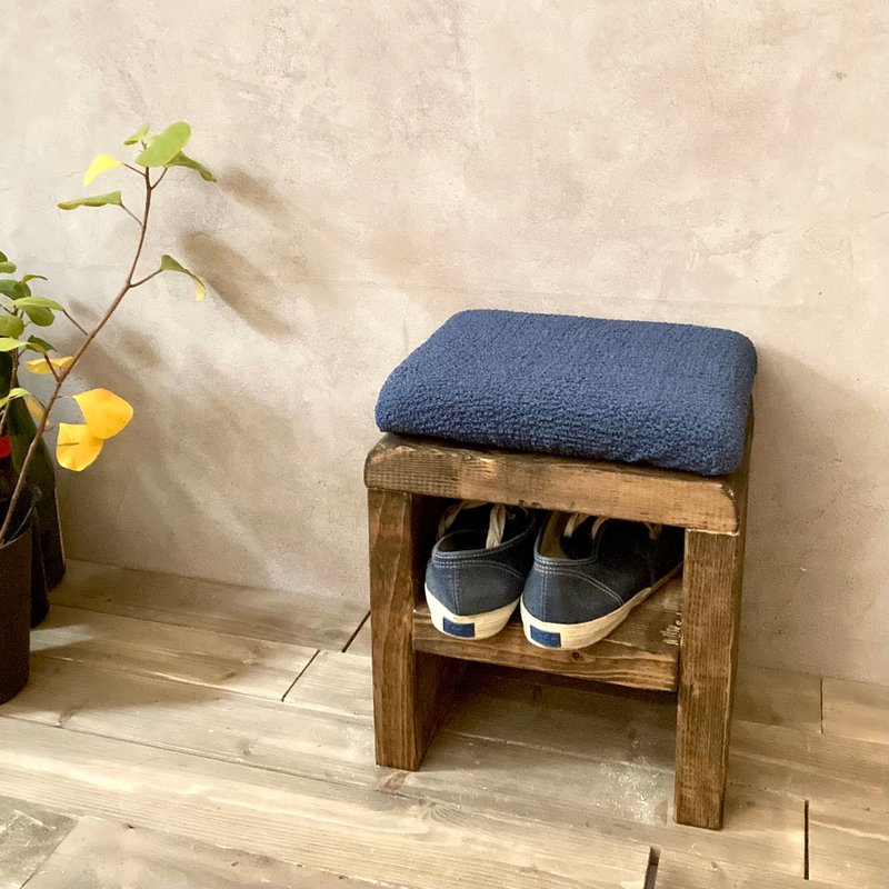 クッションベンチ シューズラックとしても使える 椅子 キッズチェアー 靴箱 玄関ベンチ 木製 オットマン 北欧 ダークブラウン achio-and-plus｜椅子/沙發人氣榜 - Pinkoi