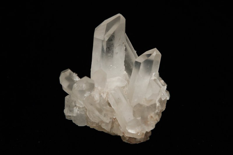 【淨化系列】天然白晶簇1 結實霸氣 晶體完整 形如山 請讀描述 鉍元素 SBI - Pinkoi 限時優惠活動