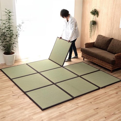 【迎春好設計】三摺榻榻米啪搭啪搭70cm 30秒簡單鋪設 百年職 - 設計館 IKEHIKO專賣店｜日本池彥頂級藺草製品｜讓生活與自然更靠近 地墊/地毯 - Pinkoi