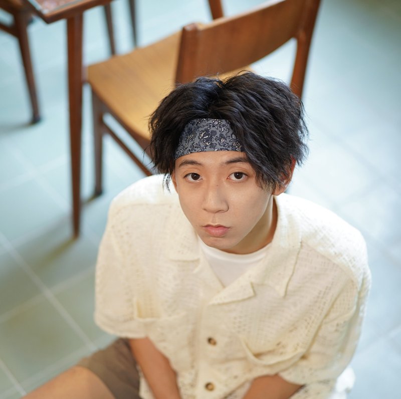 男裝手工髮帶 / 中性風格 / 霧藍碎花 貳零陸布藝館｜髮帶專賣店｜髮夾/髮圈人氣榜 - Pinkoi